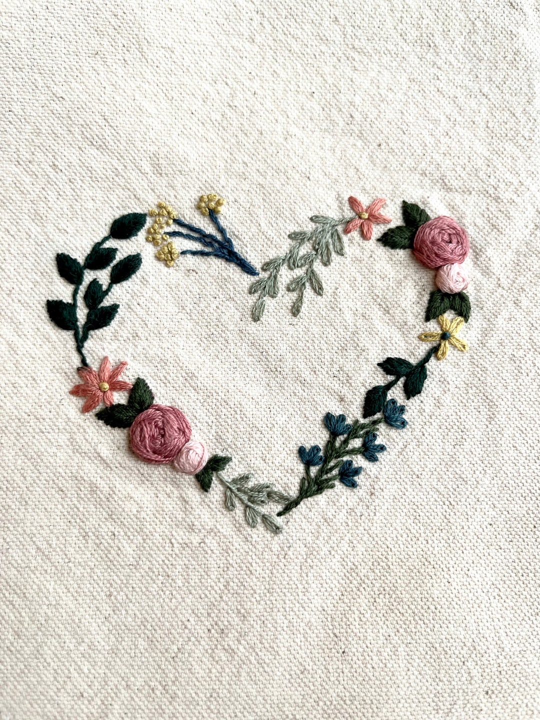 PDF Floral Heart Embroidery Pattern DOWNLOAD | PDF Embroidery Pattern ...