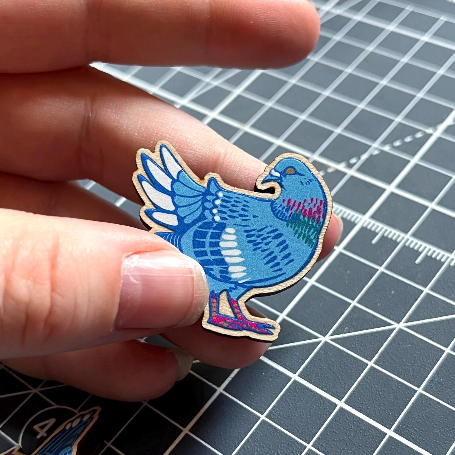 Lovers Pigeon Pin Set- 30mm Wooden Pin Badge With Rubber Clutch, Bird ...