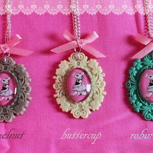 Woodland Whimsy Baroque Pendant Necklace - 3 Styles - 9 Colors - Etsy