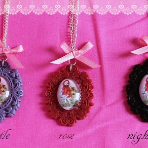 Woodland Whimsy Baroque Pendant Necklace - 3 Styles - 9 Colors - Etsy