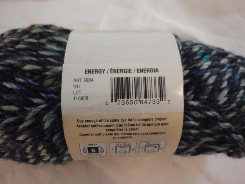 Discontinued Red Heart Medley -#5 Bulky, Acrylic -energy- Full ...