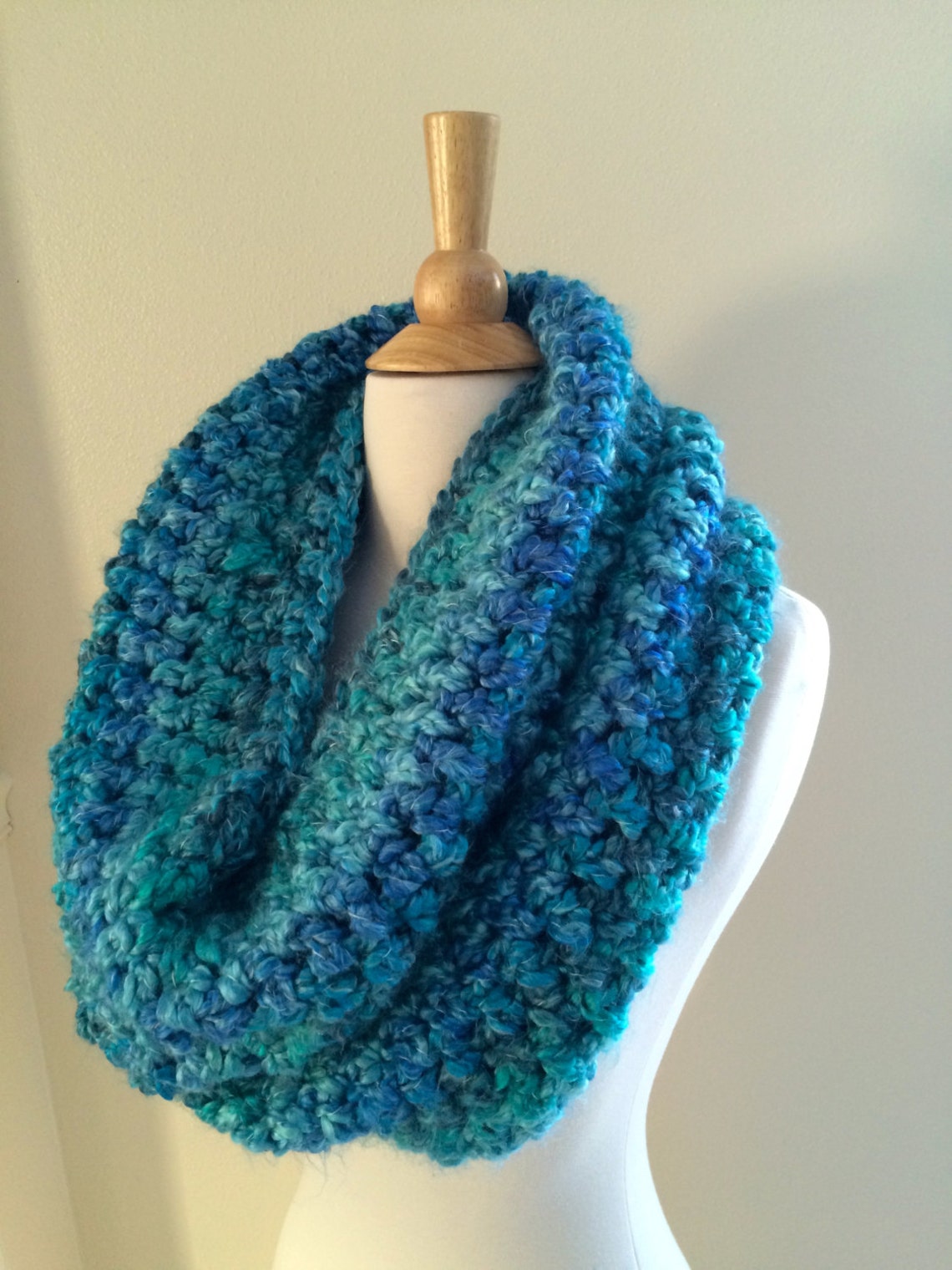 DIY Crochet Pattern: Danube Cowl Super Bulky Yarn Boucle - Etsy