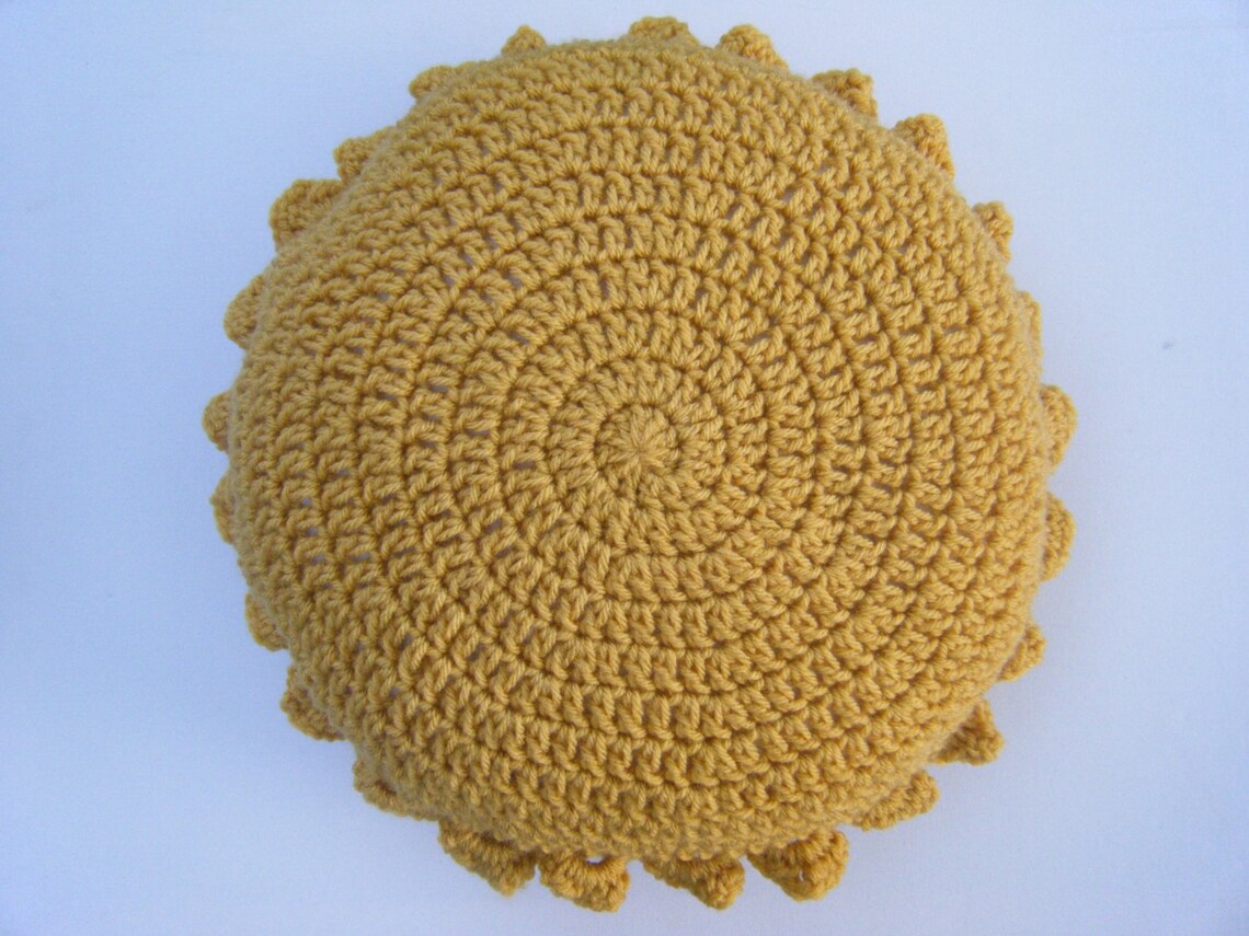 DIY Crochet Pattern: Flower Pillow Round Pillow Cover Shabby - Etsy