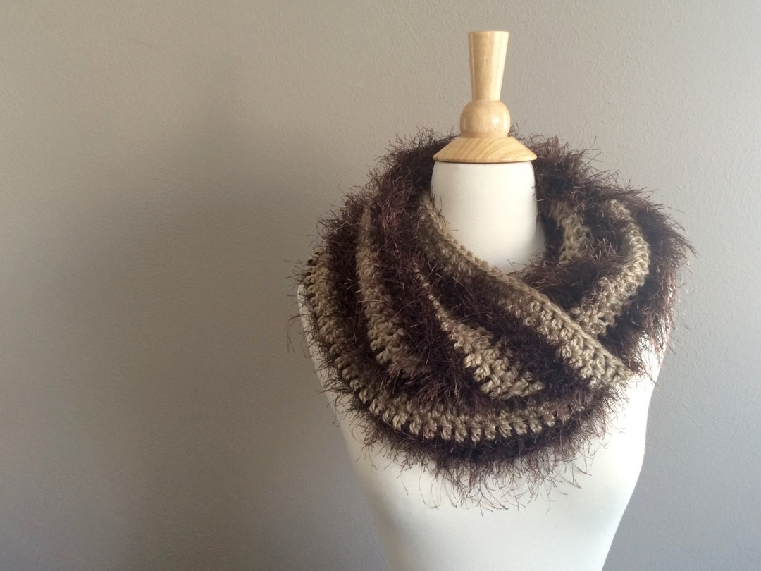 DIY Crochet Pattern: Faux Fur Cowl, Scarf Crochet Pattern, Infinity ...