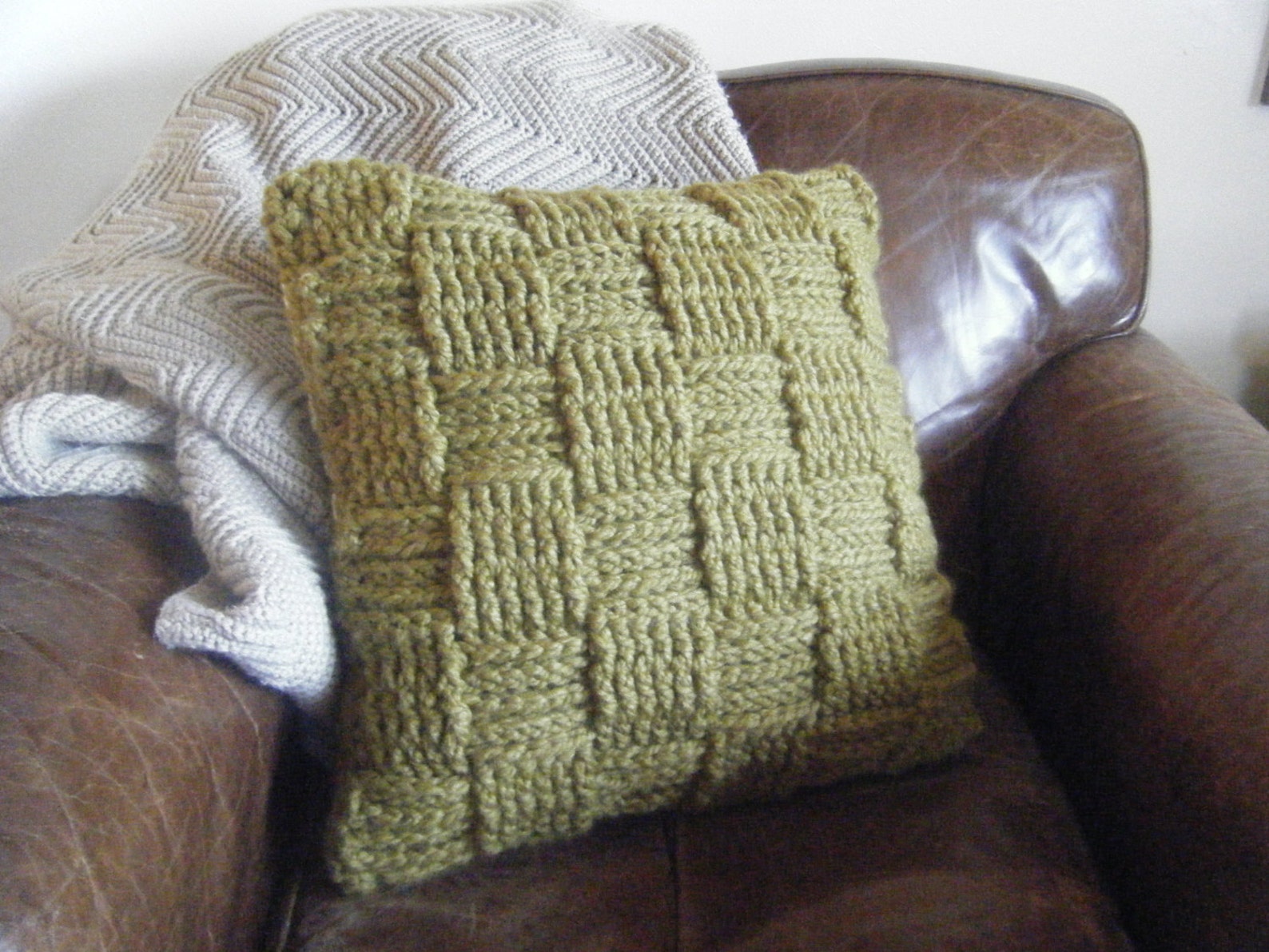 DIY Crochet Pattern: Basketweave Pillow Checkered Woven - Etsy