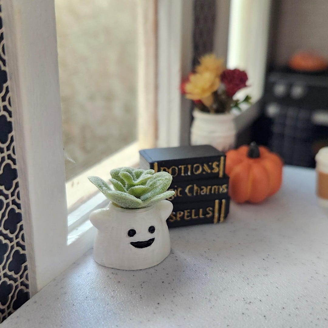 Tiny Ghost Planter for Dollhouse Halloween Decor - Etsy