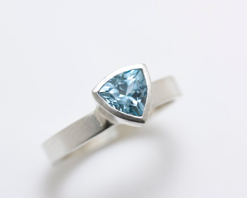 Sterling Silver Bezel Set Trillion Faceted Blue Topaz Solitaire Ring - Etsy