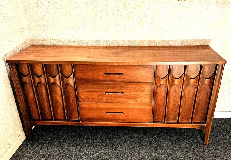 Iconic MCM Buffet Credenza by Kent Coffey, Prespecta Model, Walnut ...