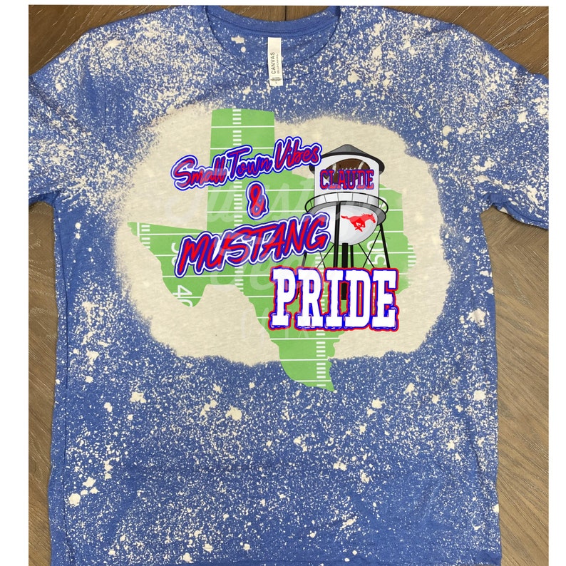 Small Town Vibes-claude Mustangs - Etsy