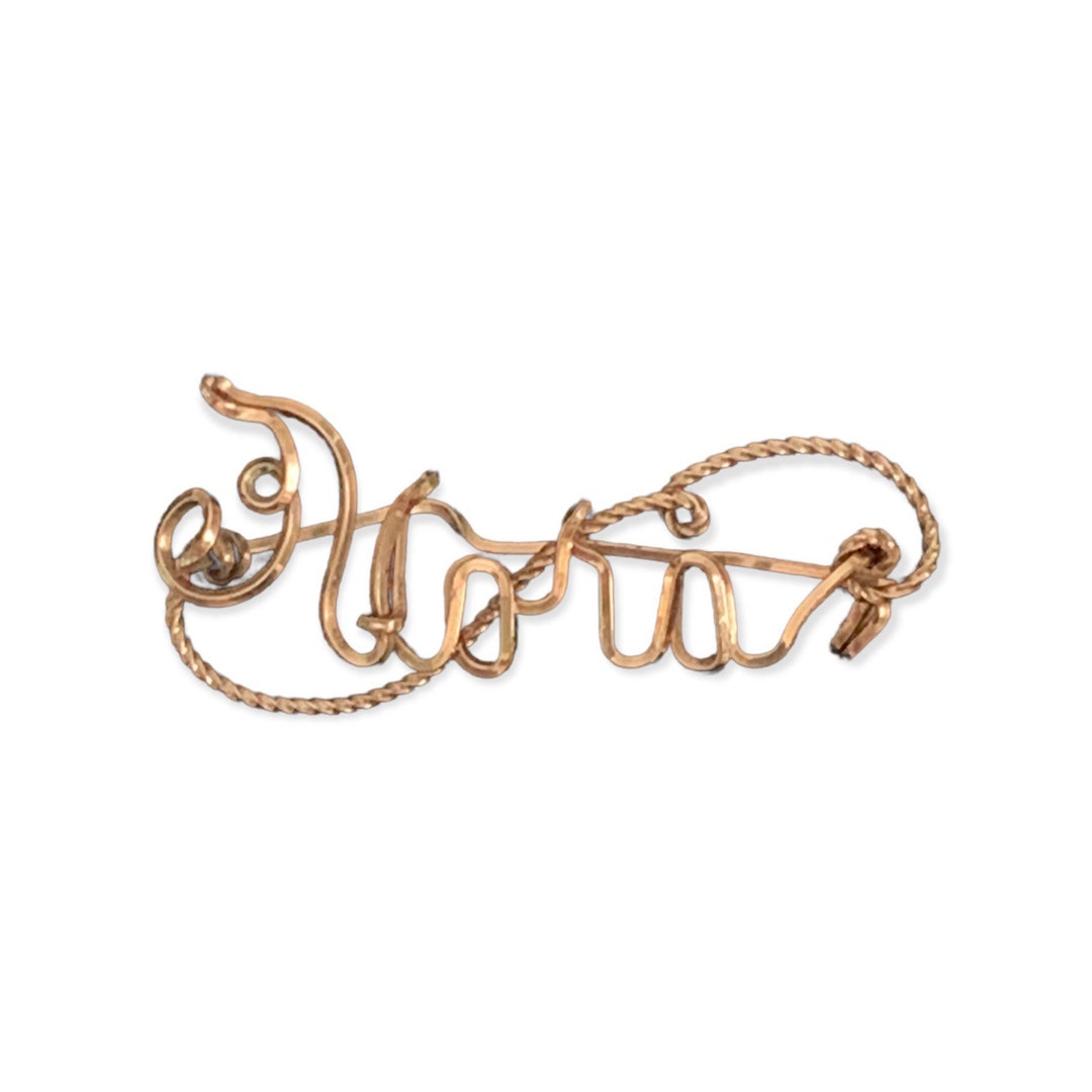 Nora Name Tag Brooch Gold Twisted Wire Rope Writing Carnival Souvenir ...