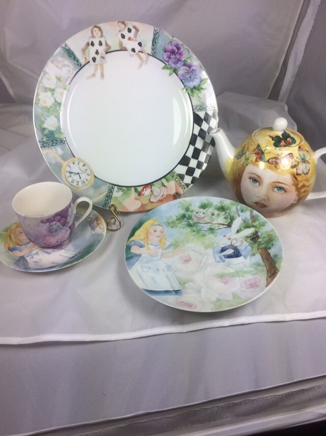 Hand Painted Porcelain alice Plate - Etsy Singapore