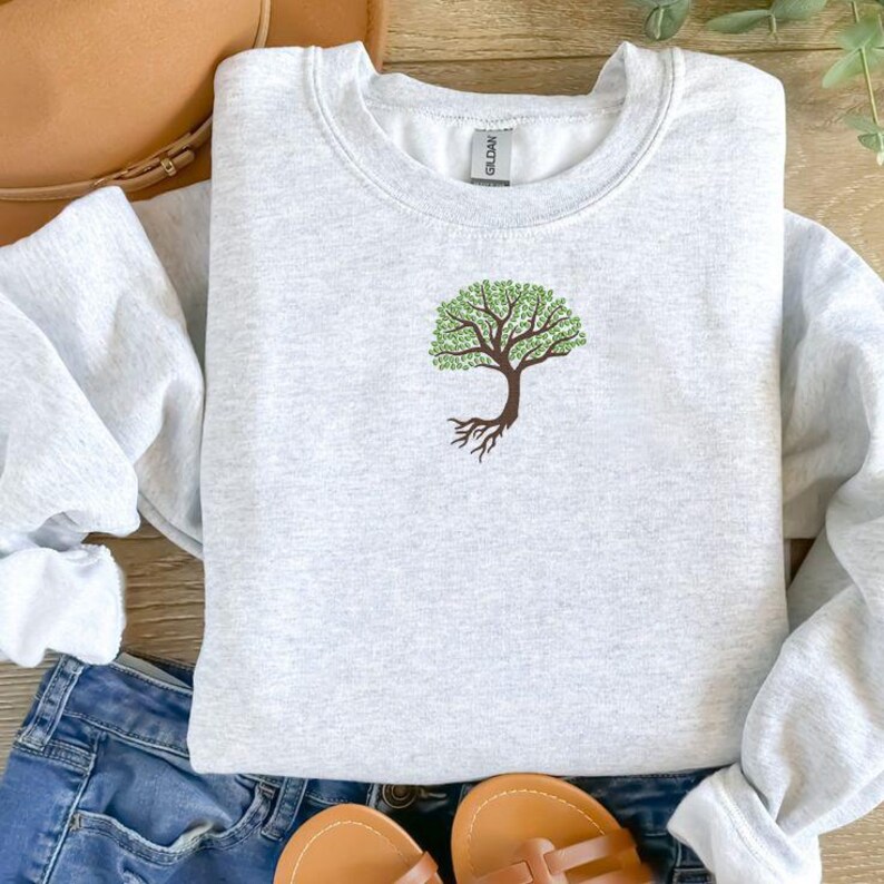 Tree Embroidery Design, Kiss Tree Machine Embroidery File, Tree of Life ...