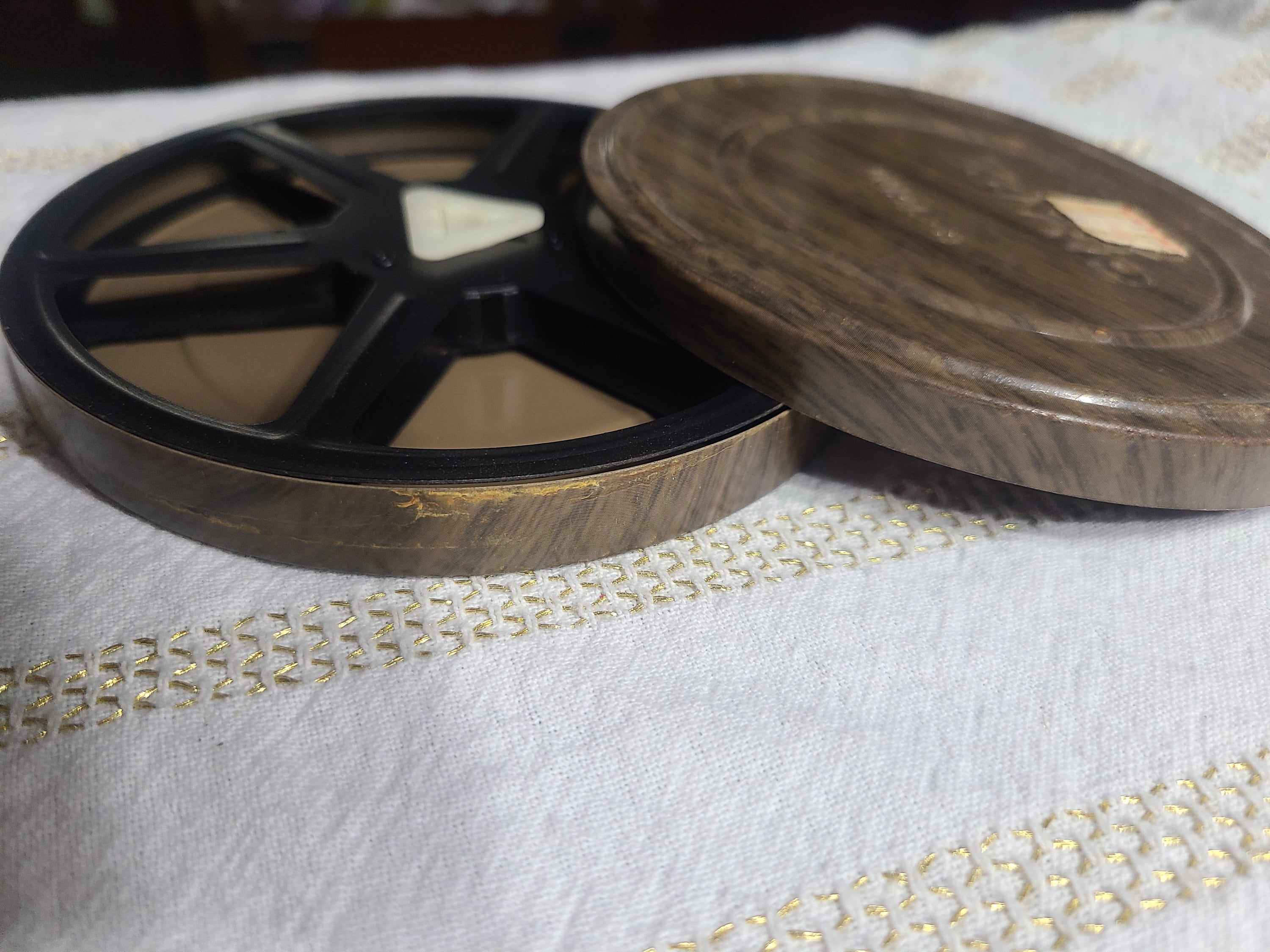 Vintage Zayre Dual-8 Film Reel Storage Tin, 8mm Vintage Cinema Movie ...