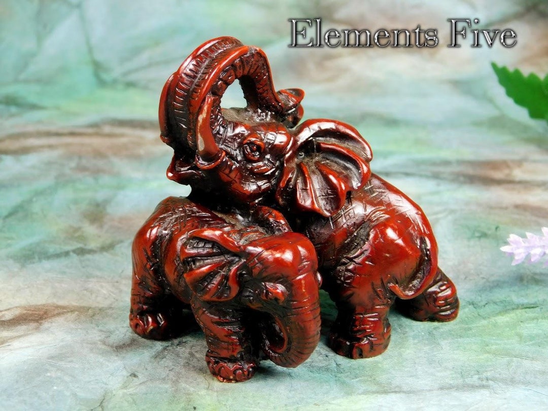 Elephants Figurine In Sculpted Red Resin Vintage Red Elephants