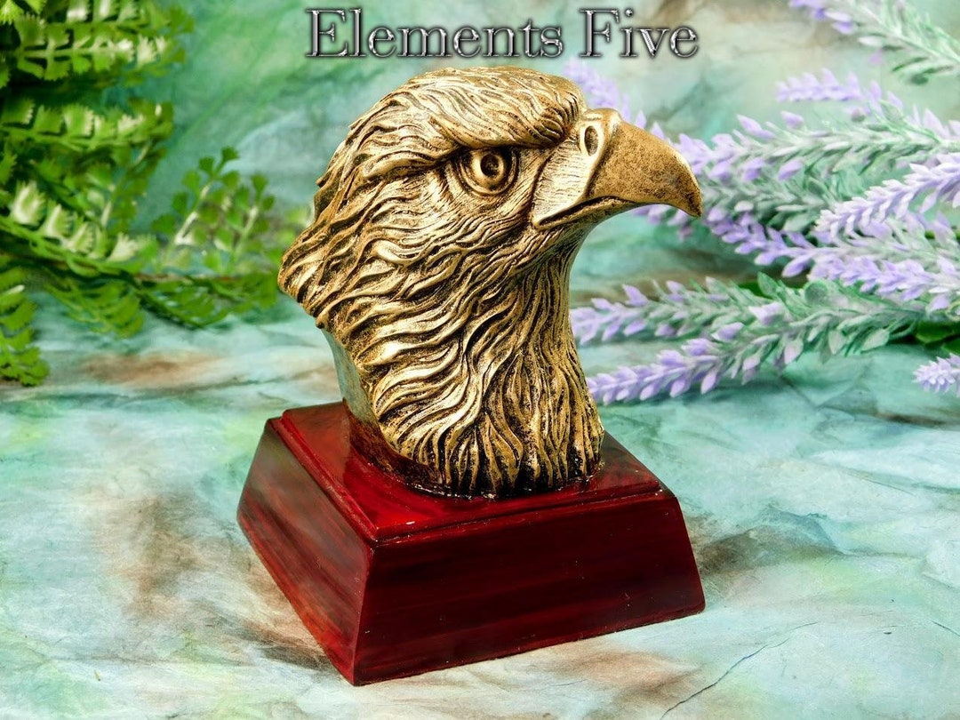 Eagle Head in Sculpted Resin, Vintage Golden Eagle Head Figurine Bust ...