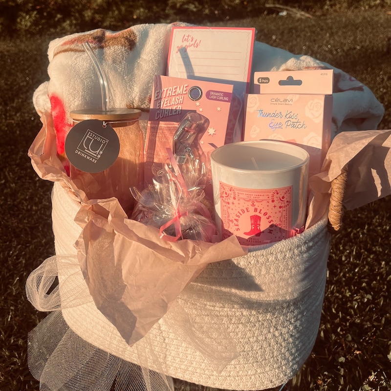 Preppy Gifts - 60+ Gift Ideas for 2025