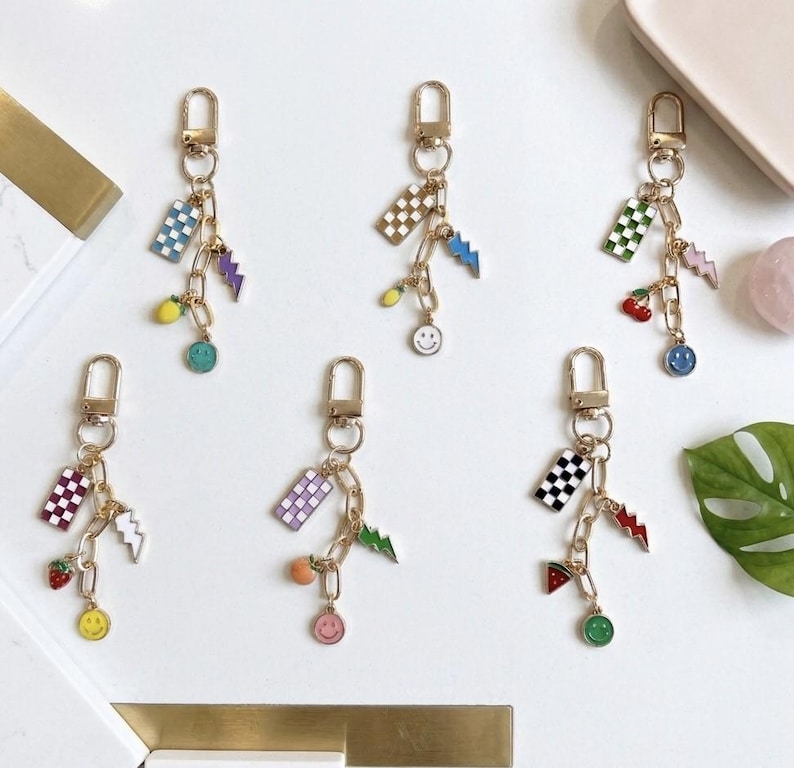 Charm Keychain, Bag Charm, Trendy Gold Smiley Keychain, Checkered Bag ...