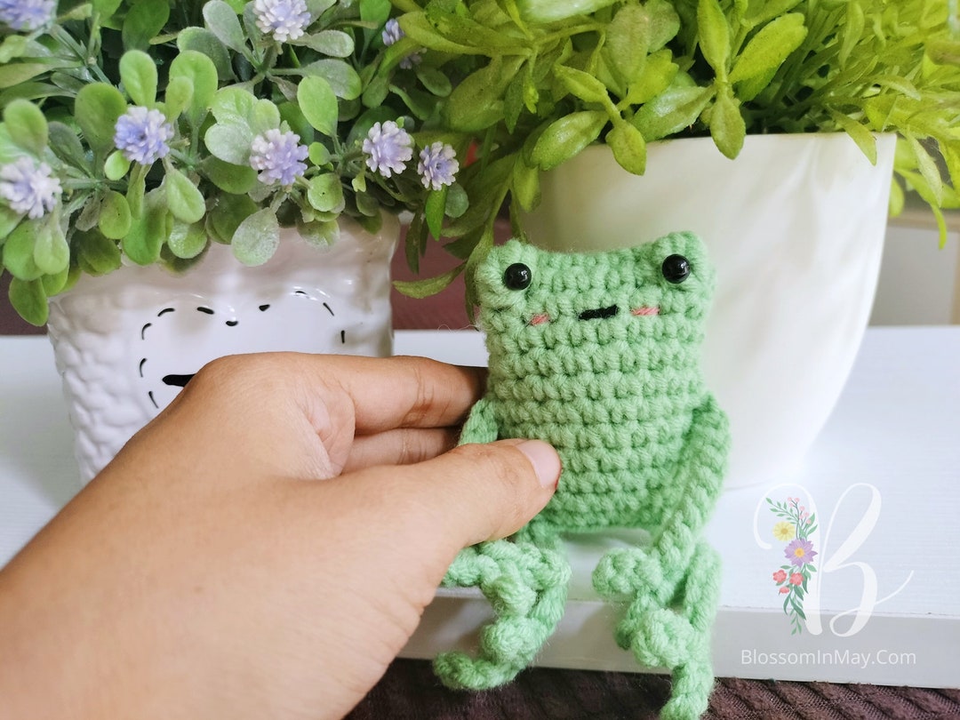 Crocheted Frog for Decoration, Cute Mini Plush for Frog Lover ...