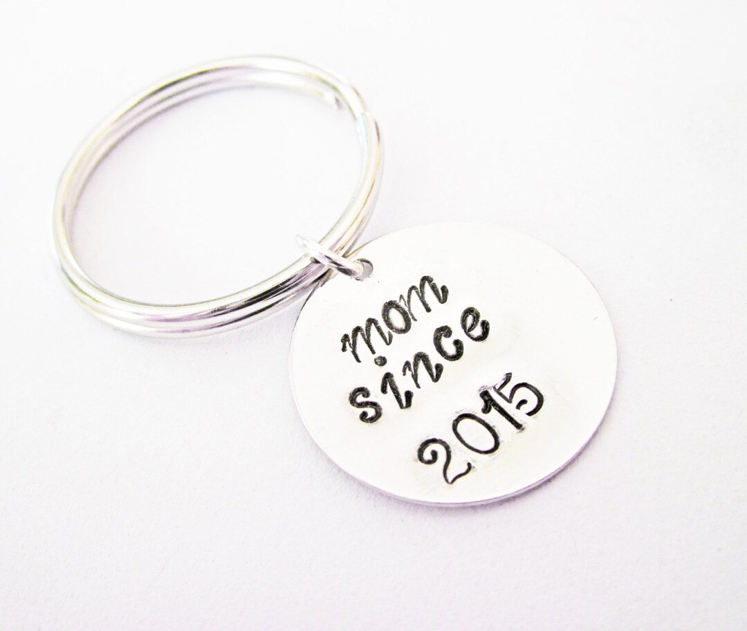 Personalized Mom Keychain, Mother Key Chain, Mom Gift, Mom Since, Hand ...