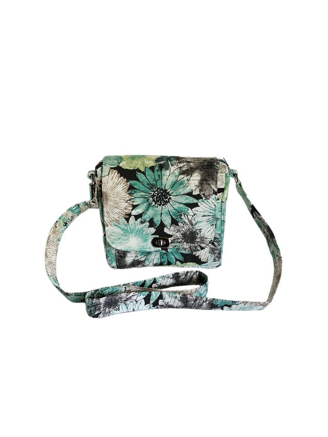 LaraHoweDesigns - Etsy