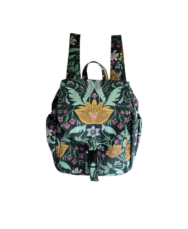 LaraHoweDesigns - Etsy