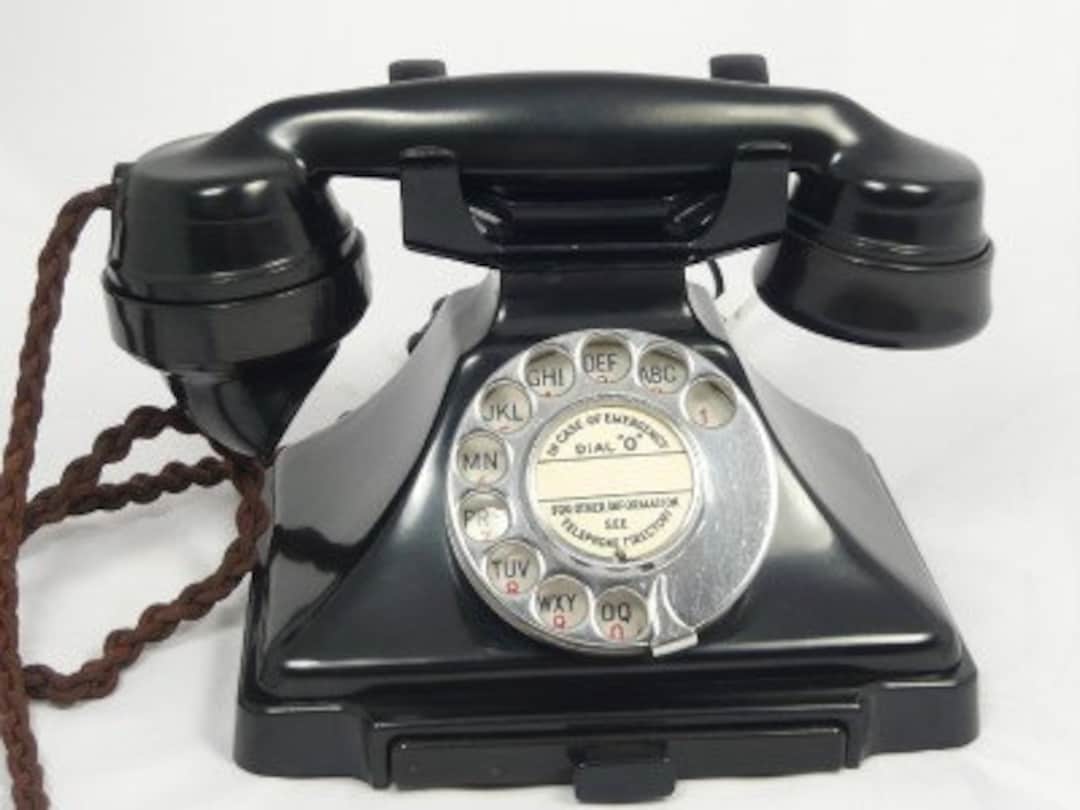 Art Deco British Vintage Pyramid Bakelite Telephone With Ringing Bell ...