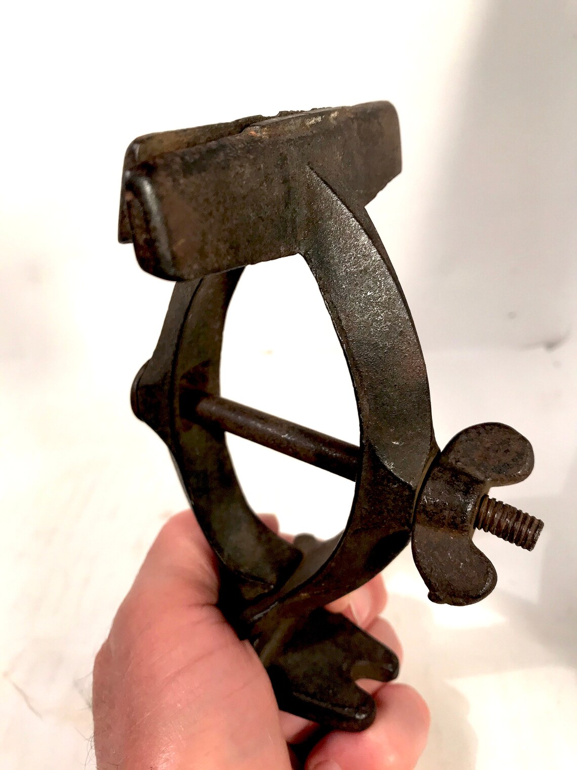 Vintage Cast Iron Small Bench Vise Primitive Wing Nut & Bolt - Etsy