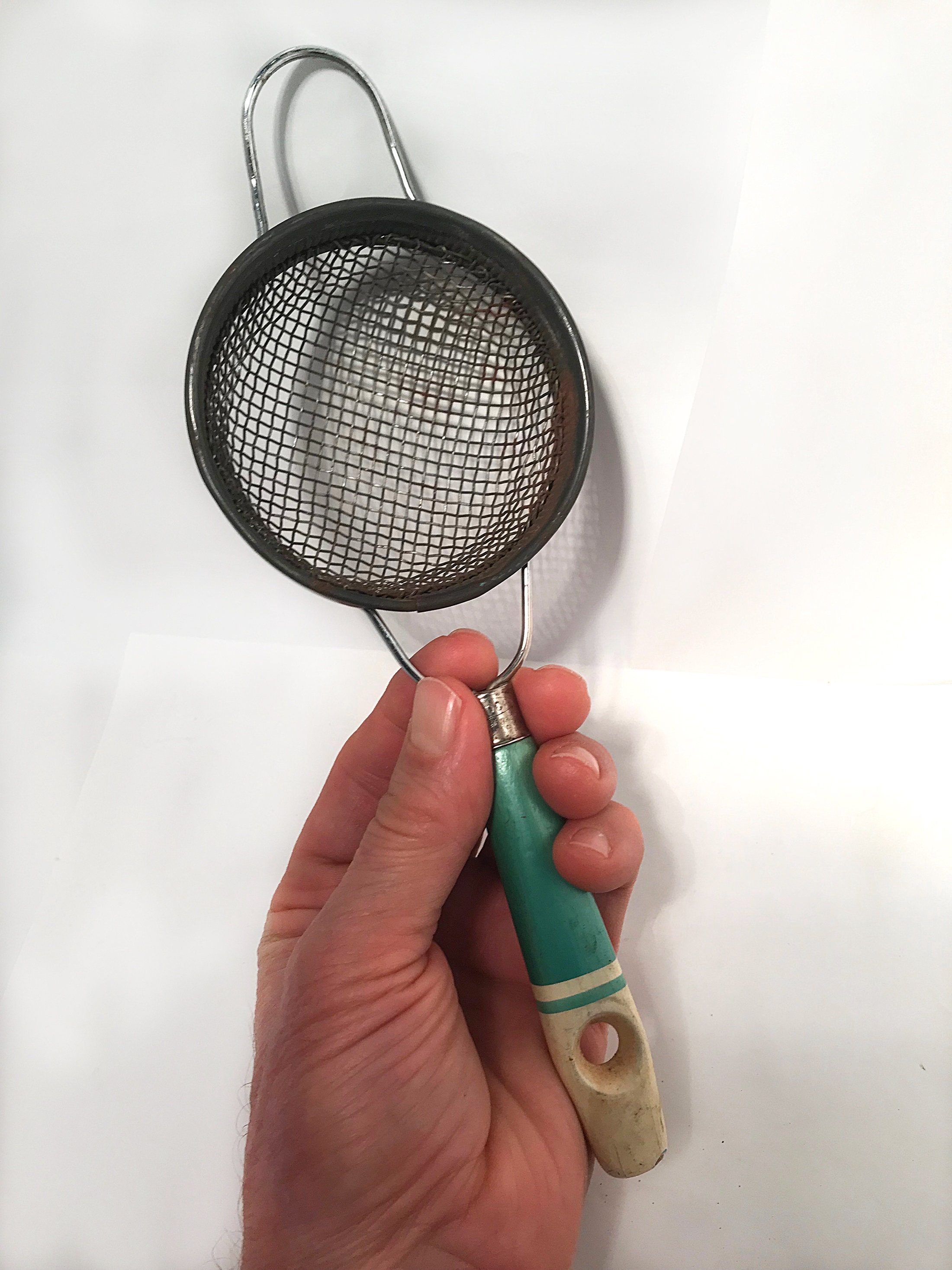 Vintage Kitchen Hand Sieve Wire Mesh Strainer Manufactured by Androck ...