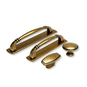 Backplate Antique Brass "portofino" Drawer Pull and Knob in Antique ...