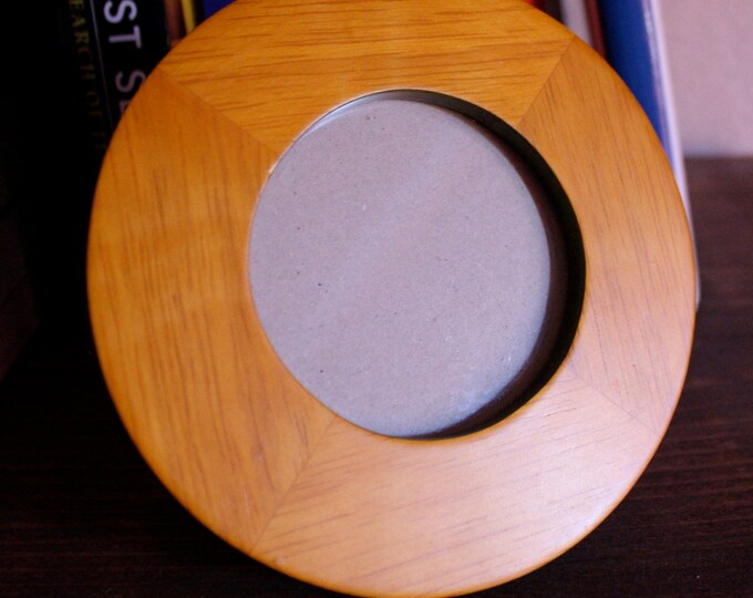 Small Round Photo Frame - Etsy
