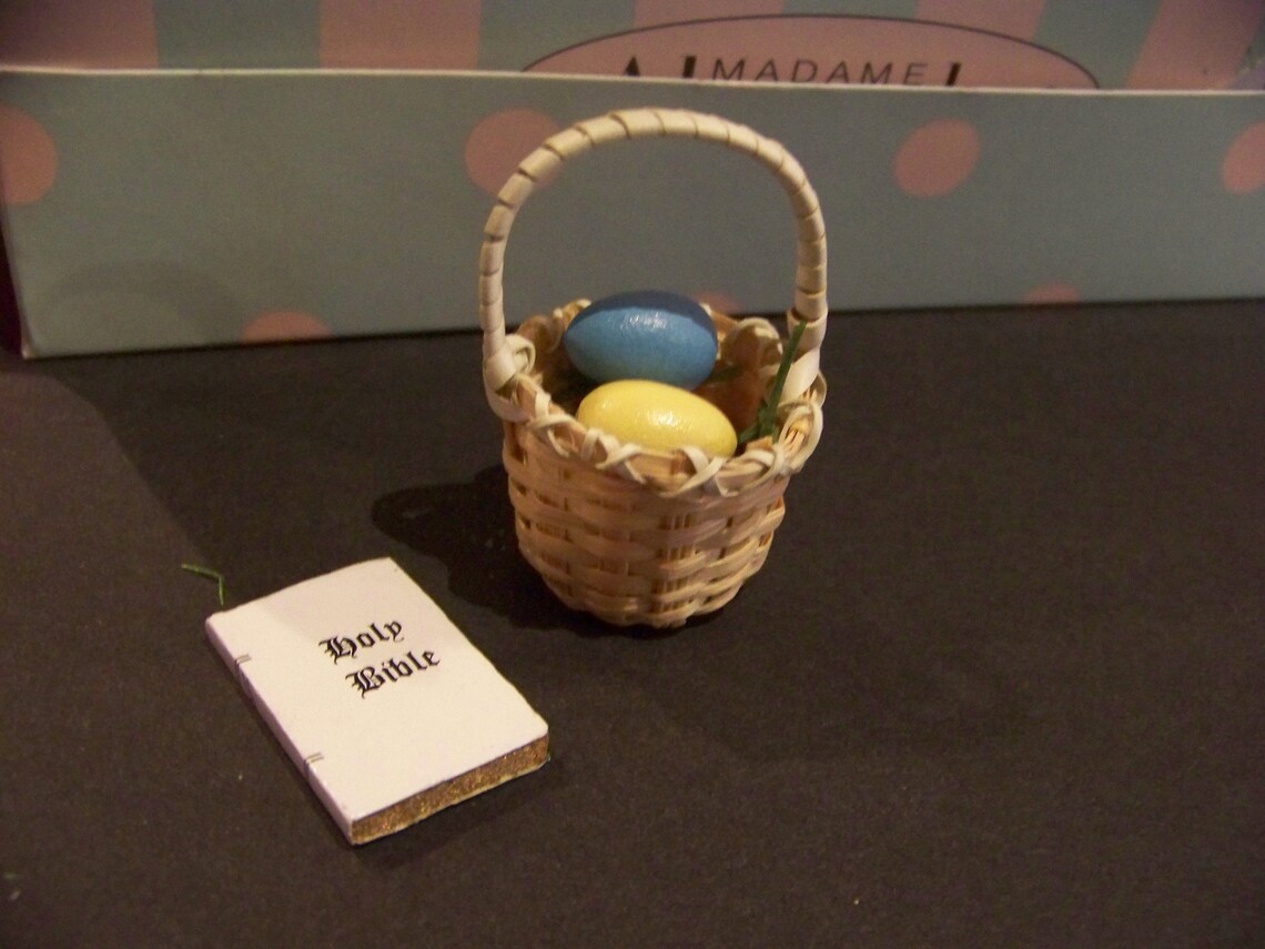 Easter Splendor Madame Alexander 8 in MIB set | Etsy