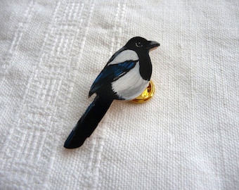 Sterling Silver Magpie Pin - Etsy UK