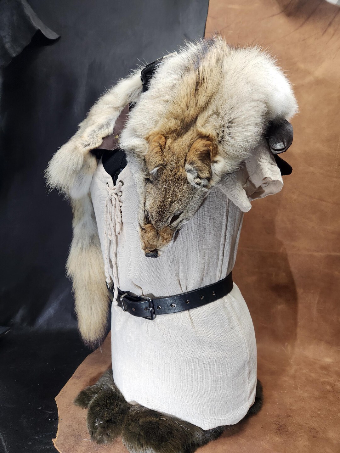 Coyote Pelt Fur Mantle With Brown Deerskin - Etsy