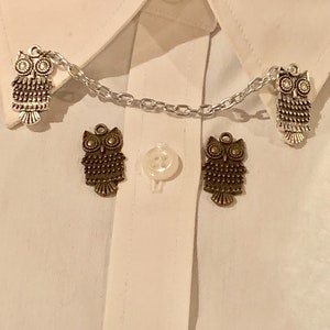 Sweater Pins: Owls With Layered Feathers in Bronze or Silver - Etsy