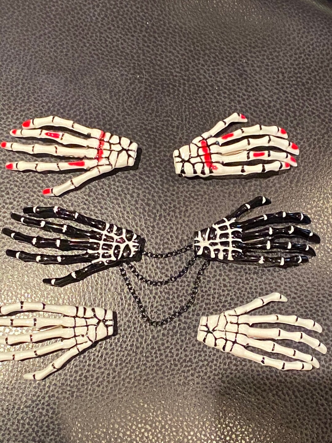 Sweater Clips: Skeleton Hands, Skeletons, Hand, White, Black, Bloody - Etsy