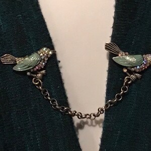 Sweater Pins: Birds With Rhinestone and Green Enamel Wing - Etsy