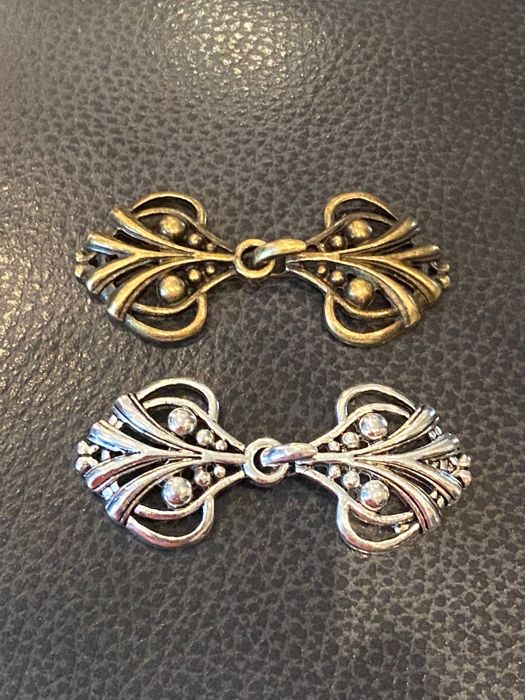 Cloak Clips, Sweater Clips: Fan Style Locking Clip in Four Colors - Etsy