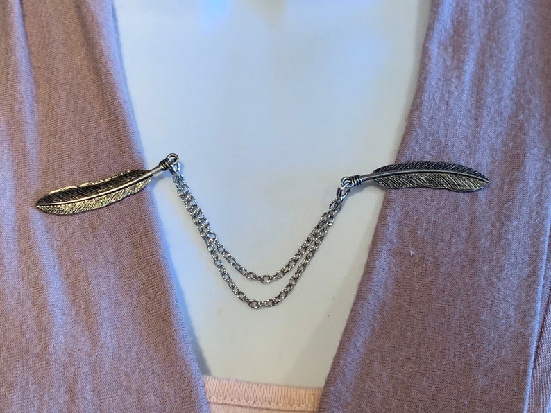 Sweater Clips: Silver Feather Feather Bird Feather Three | Etsy