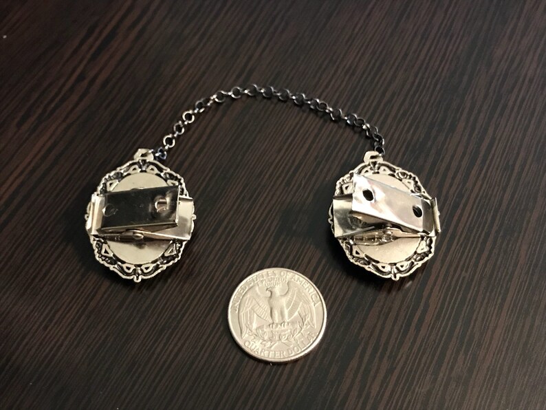 Sweater Clips: Skull Pair Male and Female | Etsy