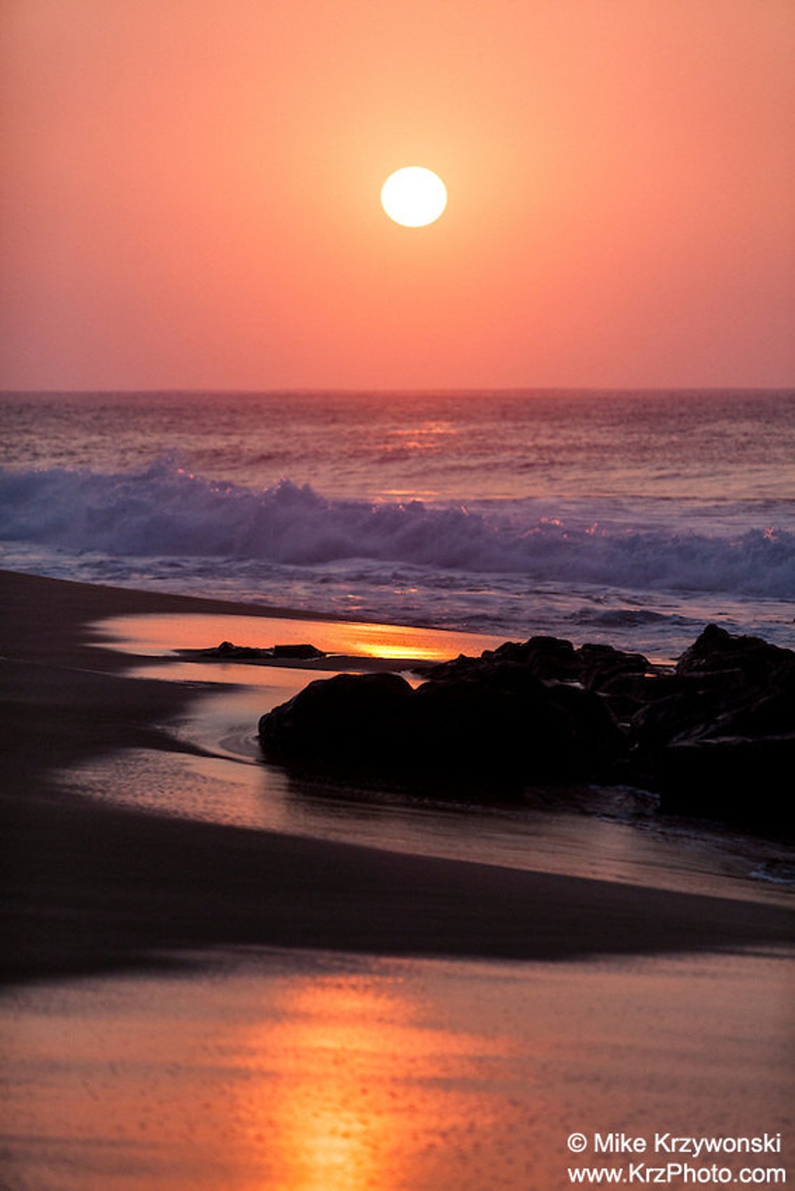 Orange Hawaiian Sunset on Oahu's North Shore in Hawaii Photo Picture ...