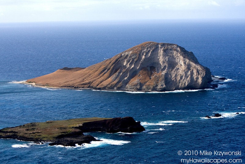 Beautiful View of Rabbit Island off of Oahu in Hawaii Photo Picture ...