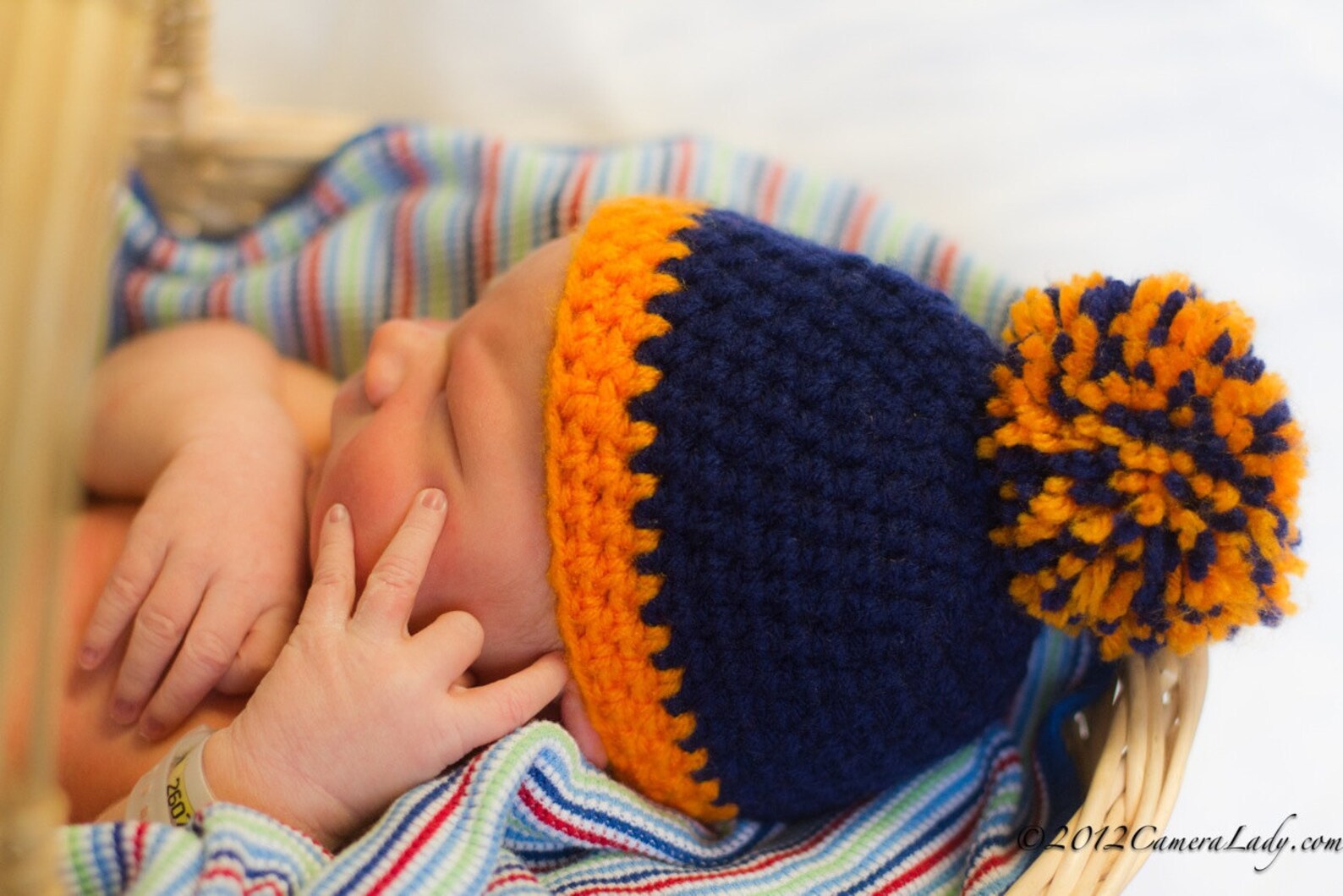 Crochet Chicago Bears Football Hat, Crochet Hat, Pom Pom Hat ...