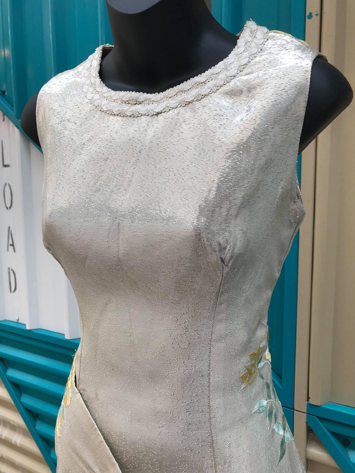 1960s Sless Silver Metallic Lamé Sheath With Dramatic Detail ...