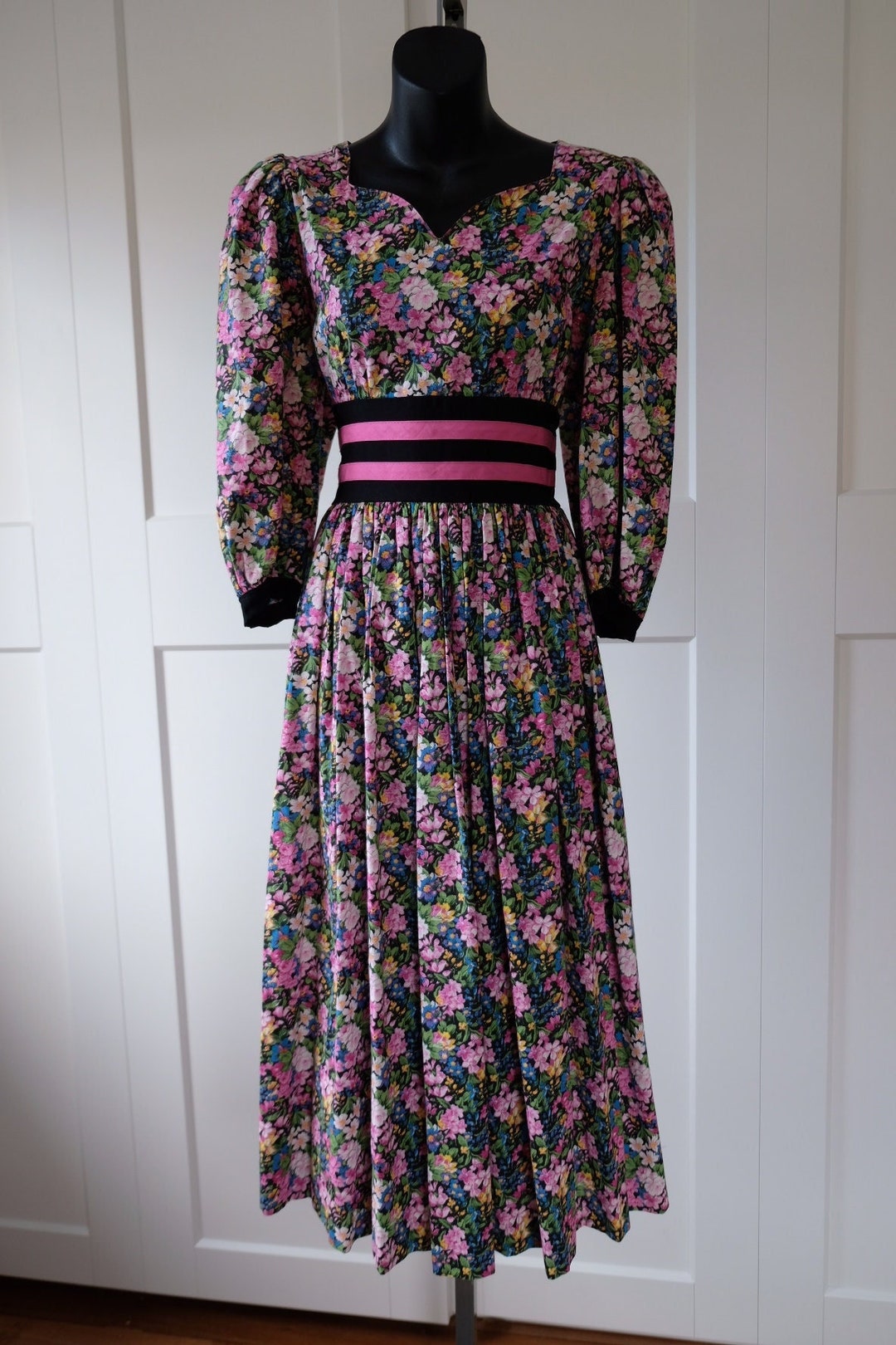 1980s Go Vicki! Floral Cotton Dress - W: 28/29" - Etsy