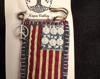 Vintage Dove of Peace Brooch Mother of Pearl Pin Christmas Christian 1. ...