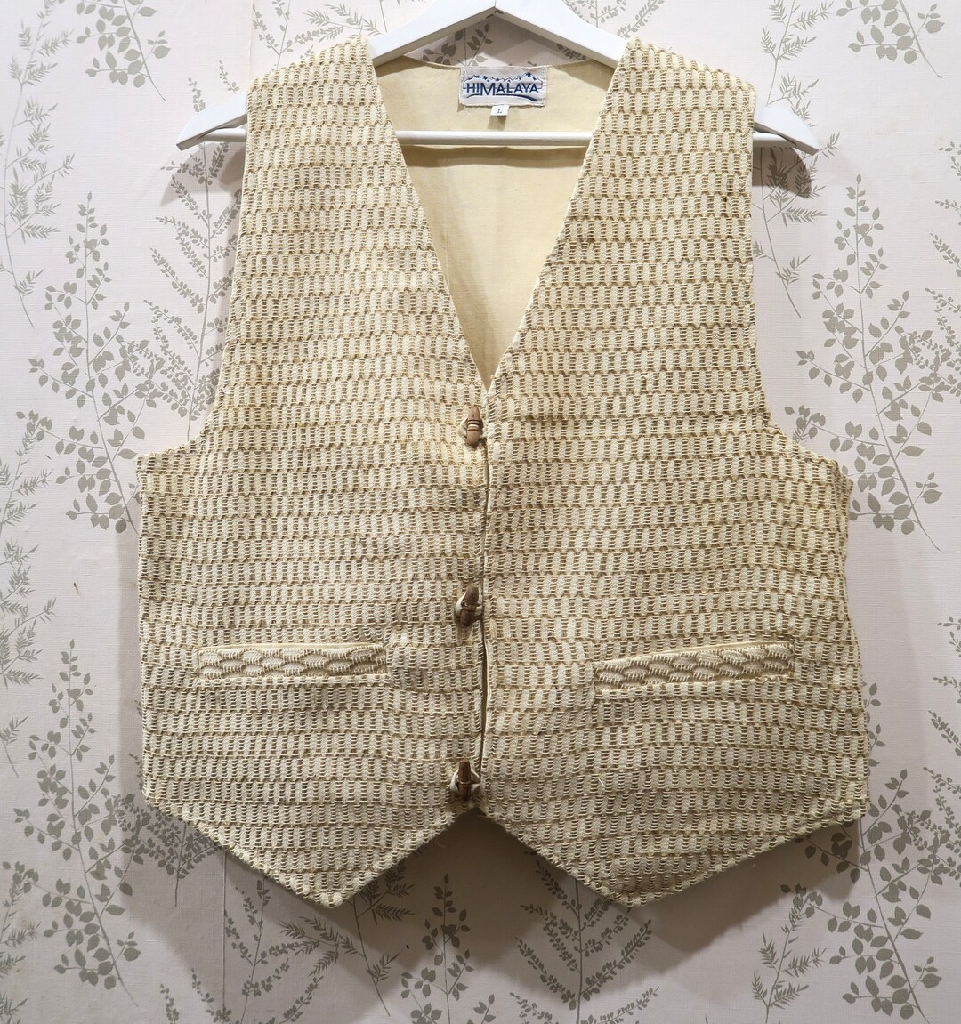 Off-white Himalaya Boho Vest, Jute Cell Decor, Minimalist Oriental ...