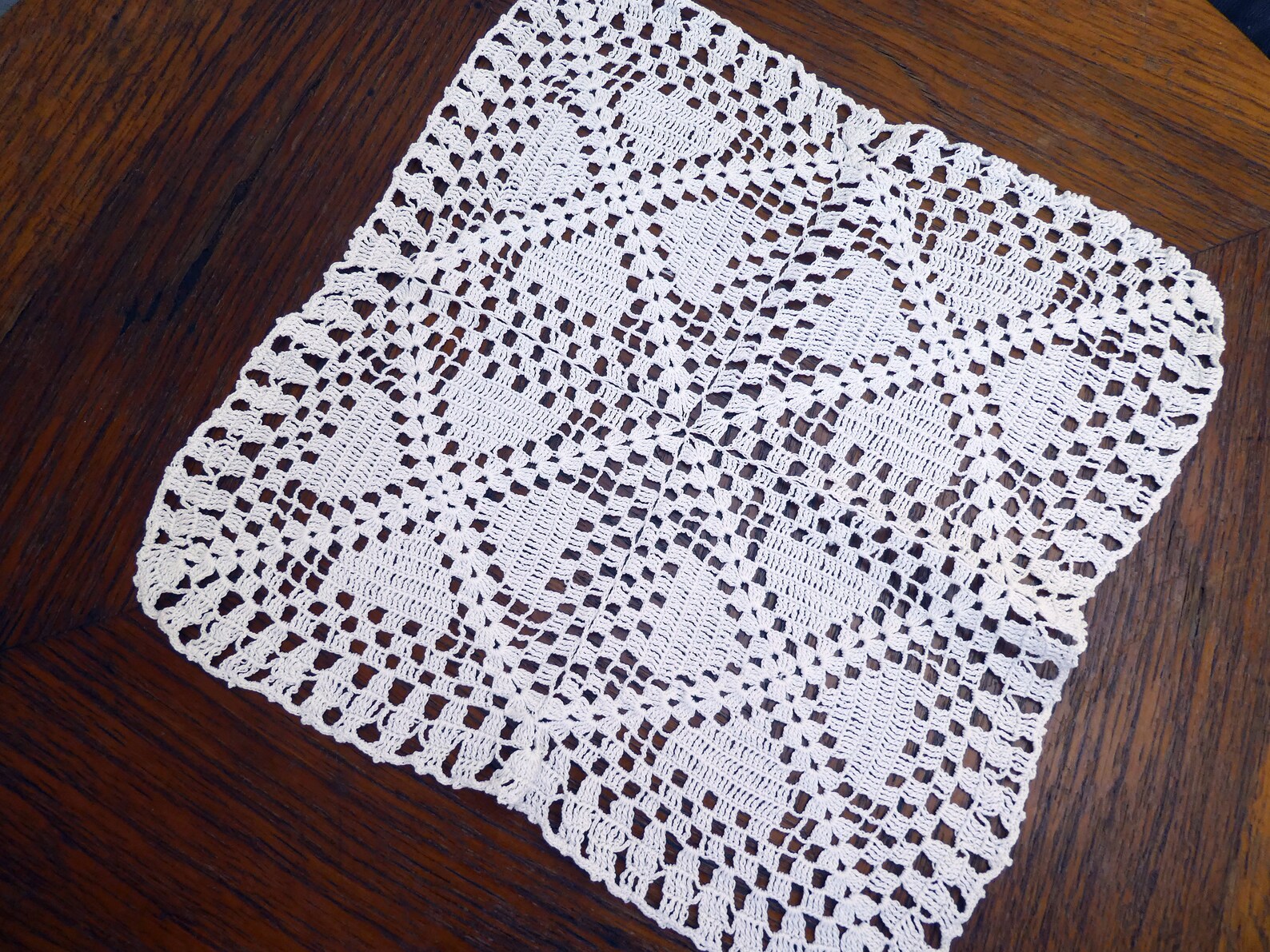 Vintage White Crochet Dollie, Square Lace White Doily, Crochet Table ...