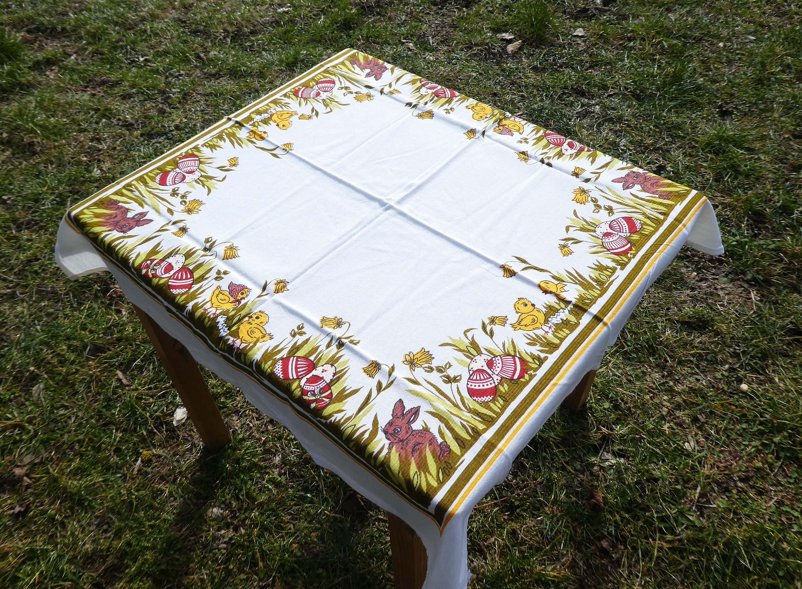 Vintage Square Easter Tablecloth, Table Topper, Easter Rayon Tablecloth ...