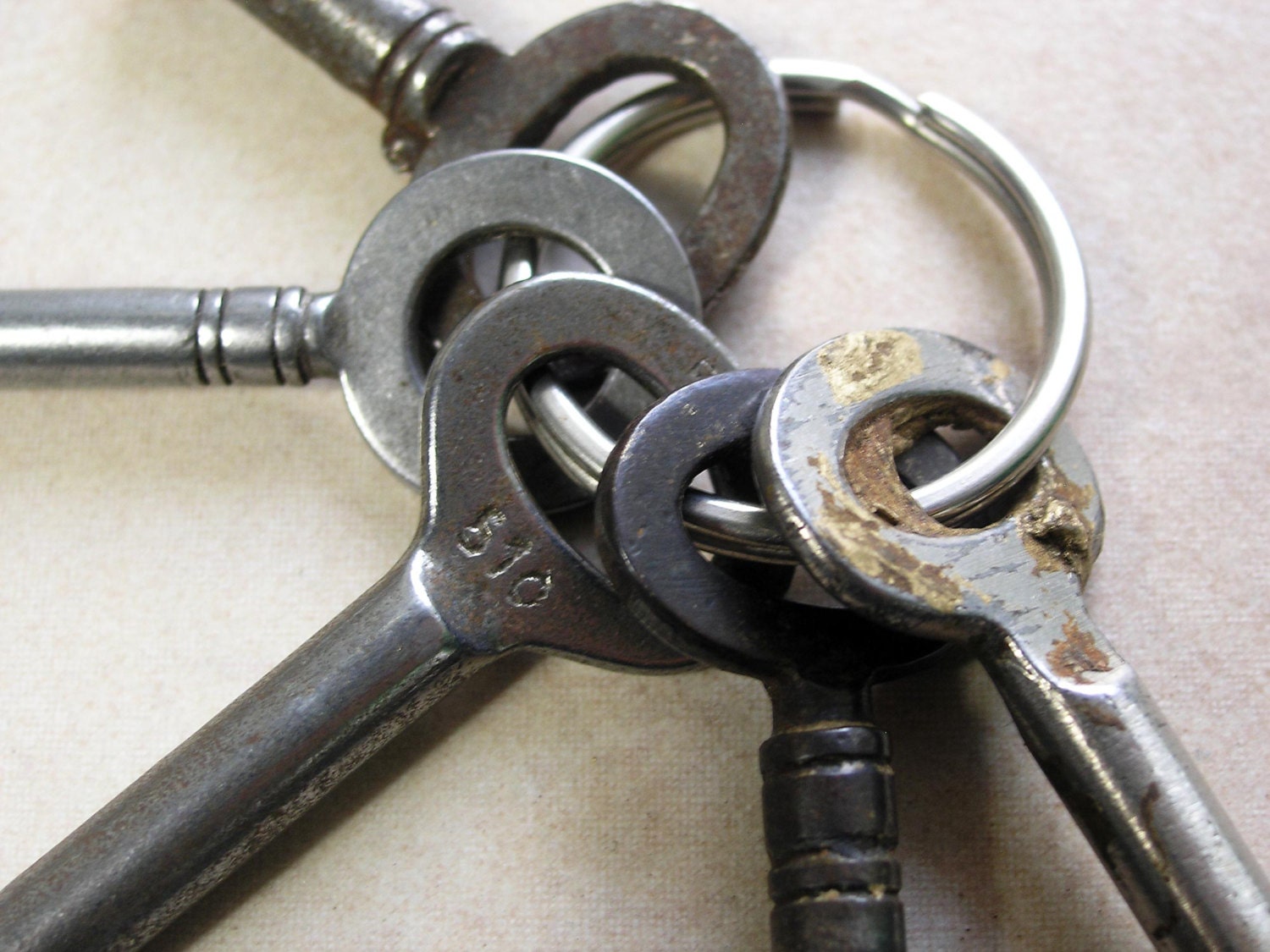Vintage Skeleton Key Lot Set of 5 Collectible European Keys - Etsy