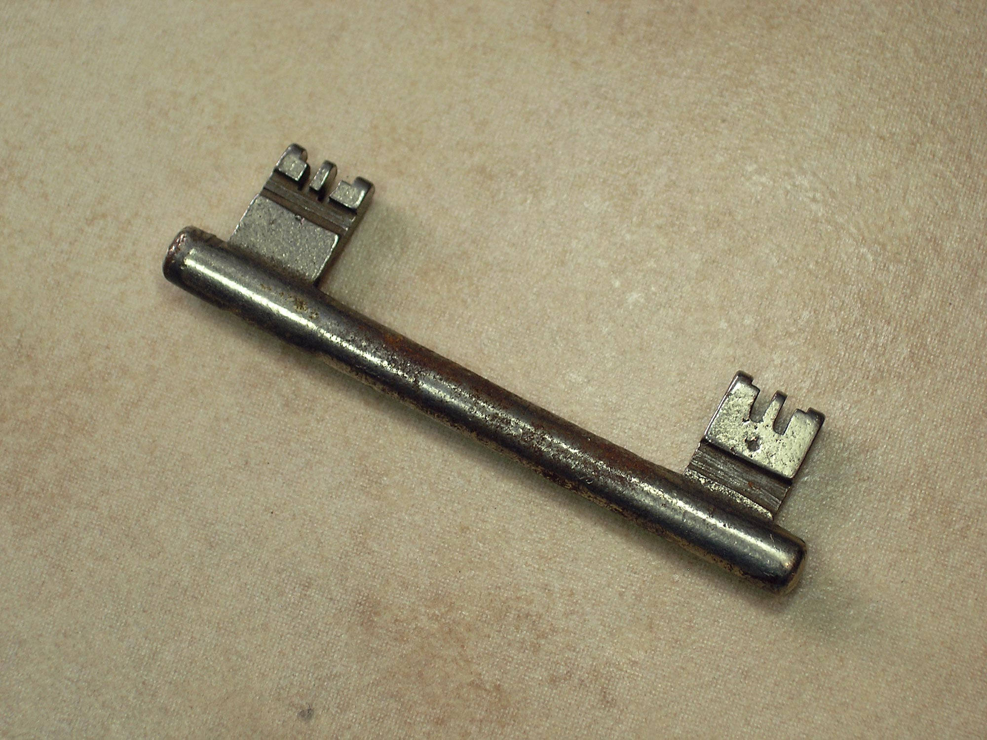 Double Ended Key Steel Forced Locking Key Antique Berliner - Etsy